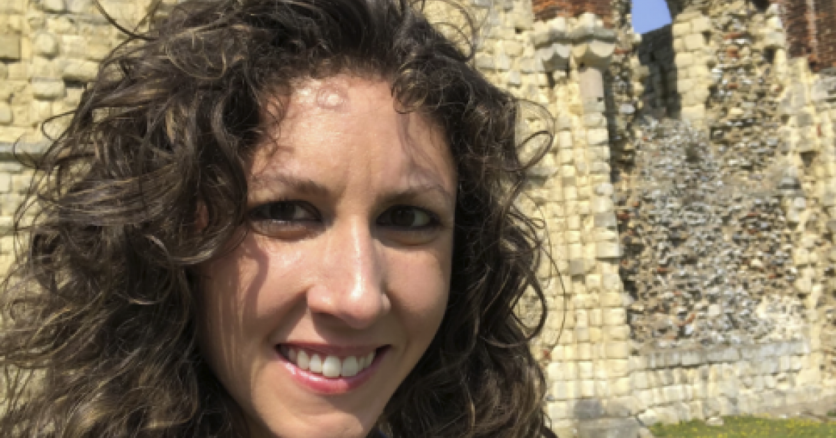 Chelsea Shields-Más | SUNY Old Westbury